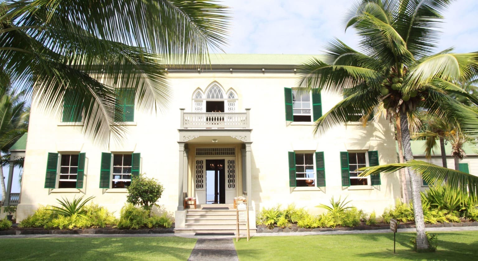 Hulihee Palace | an historic home for Hawaiian royalty in Kona